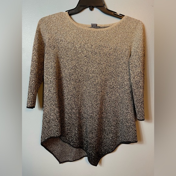 Chelsea & Theodore | Tops | Stunning Top | Poshmark